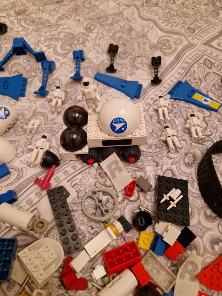Vintage Tente Construction Toy Astro Space Figures Craft, And Blocks ...
