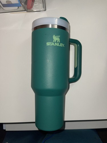 Stanley 40 oz FlowState Quencher H2.0 Tumbler Rare Color Alpine Green ...