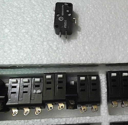 Micro Switch 10 Amp Change Over C/O 240 Volts SPDT V3 Microswitch 6TMG ...