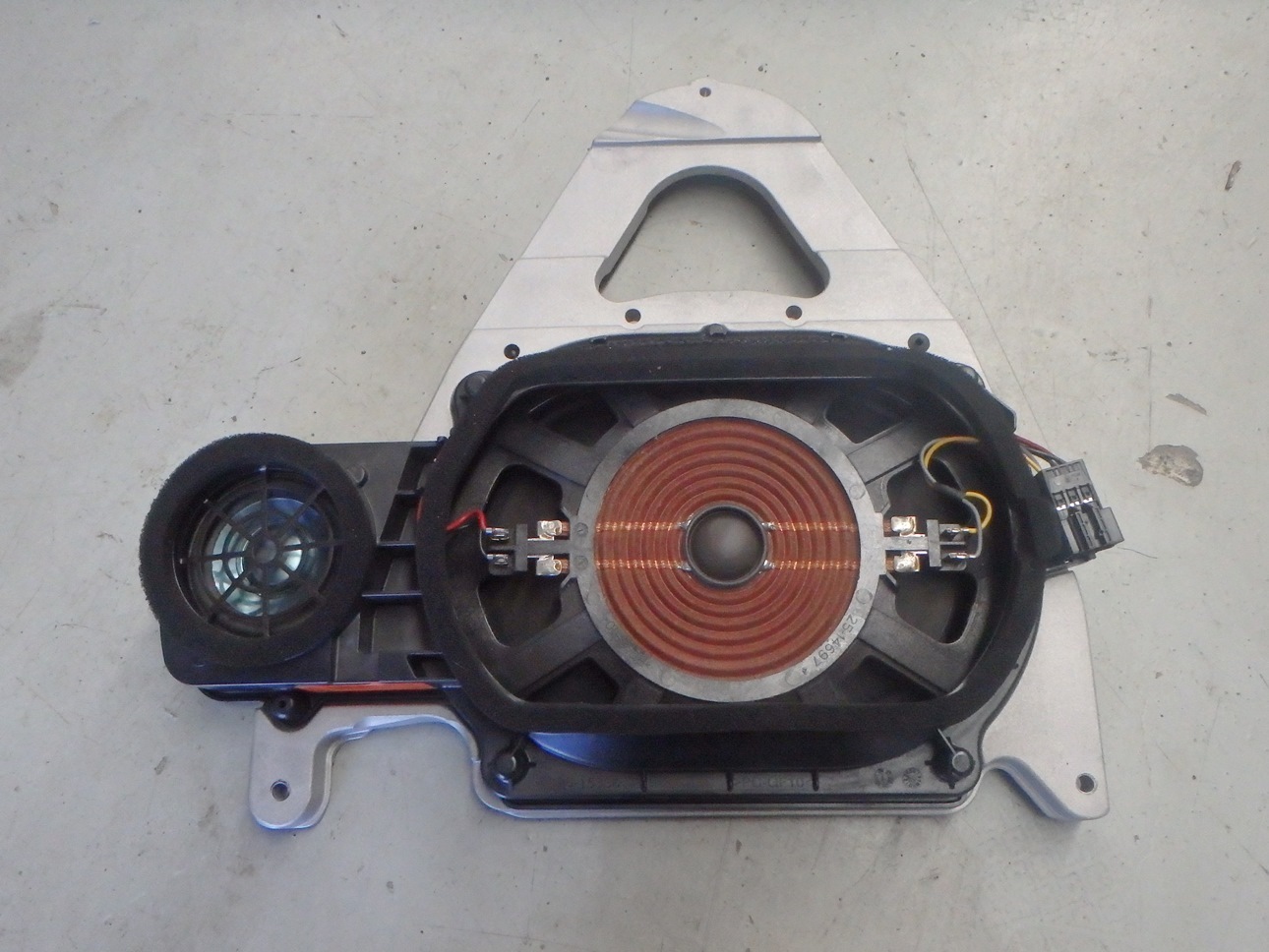 Mercedes Benz C63 AMG 2009 W204 Rear Shelf Subwoofer Speaker ...