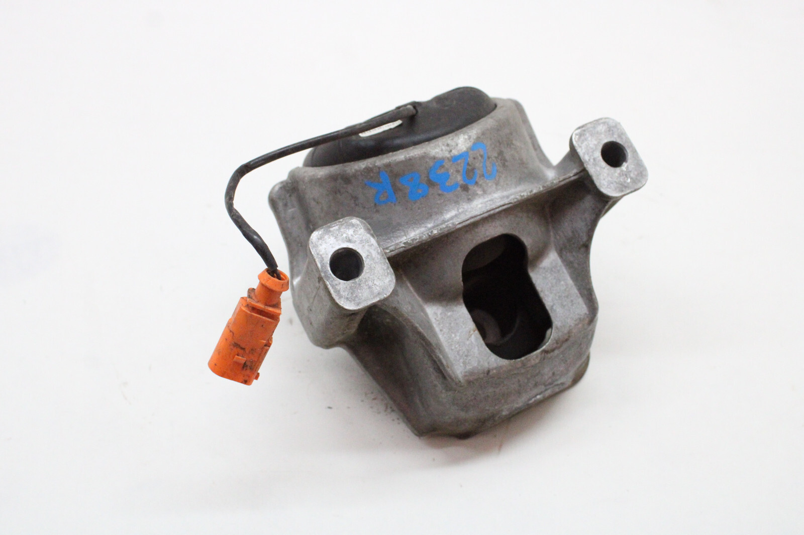 2012 AUDI A5 RIGHT ENGINE MOUNT 8R0 199 381 OEM 12 13 14 15 16 17 | eBay