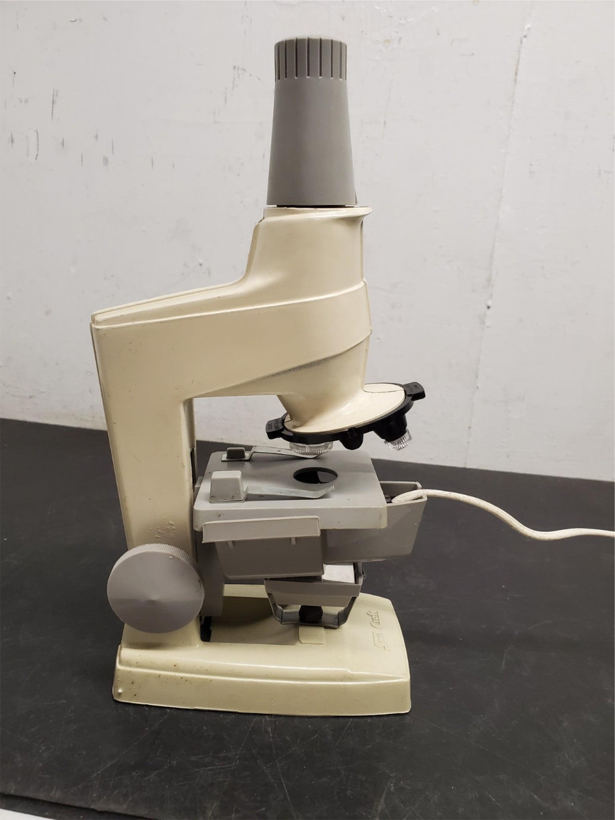 1960's Vintage Skil Craft Microscope lab science toy hobby metal case ...