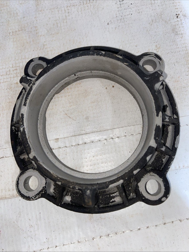 New Process NP203 Transfer Case Output Seal Retainer C-97813 NP205 Seal ...