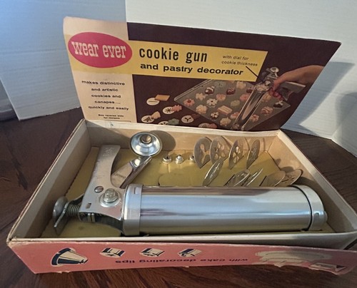 VTG Wear-Ever Cookie Gun & Pastry Decorator. Original Box #3365. Look ...