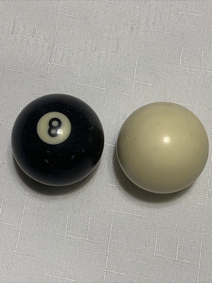 * Vintage Eight Ball & Cue Ball Billiard Pool Balls White Black 8 ...