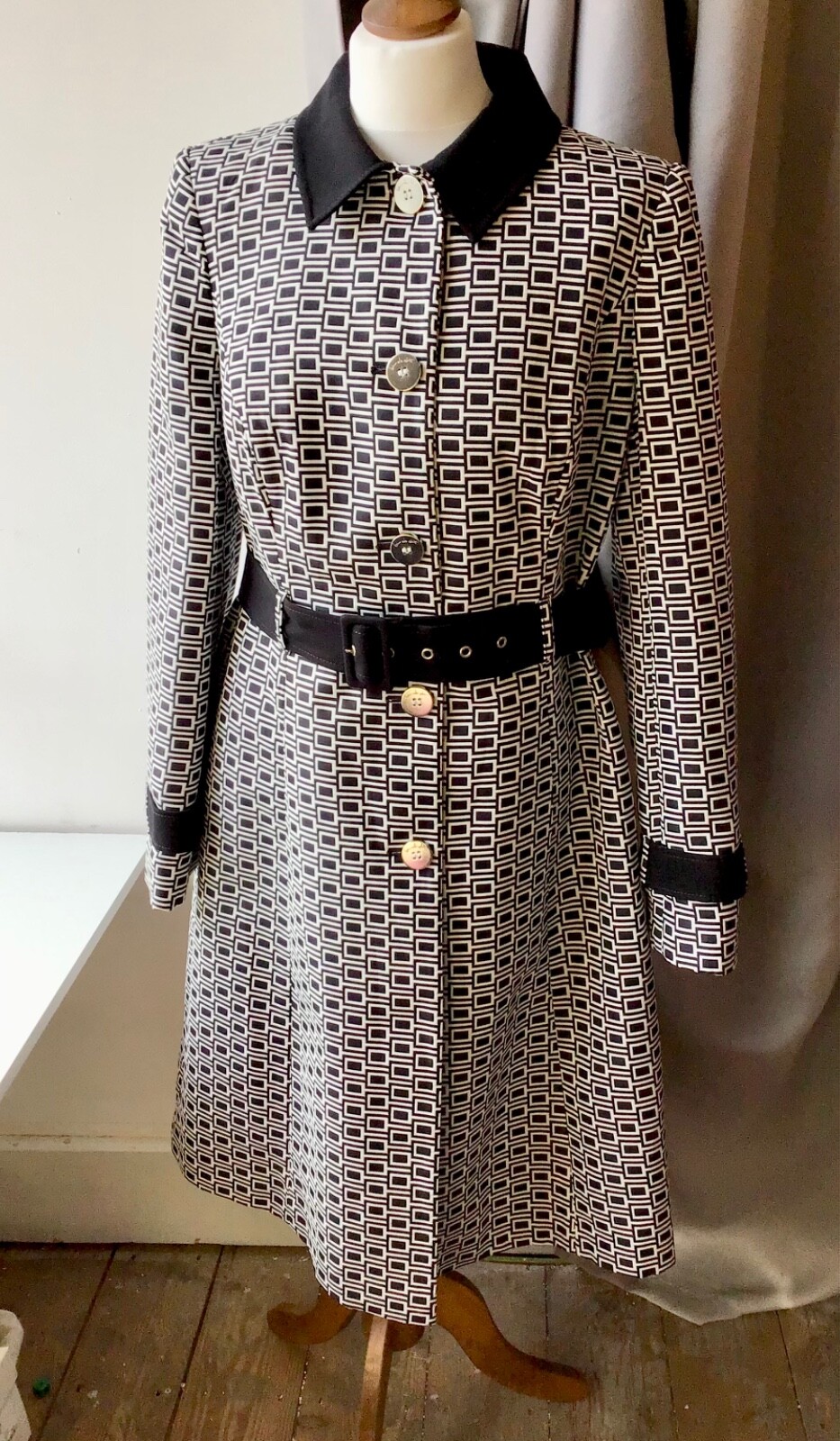 Principles by Ben de Lisi Black & White Geometric Coa… - Gem