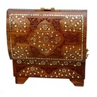 Wooden Art Sheesham Handcrafted Wooden Jwellery / Storage Box For Women ...