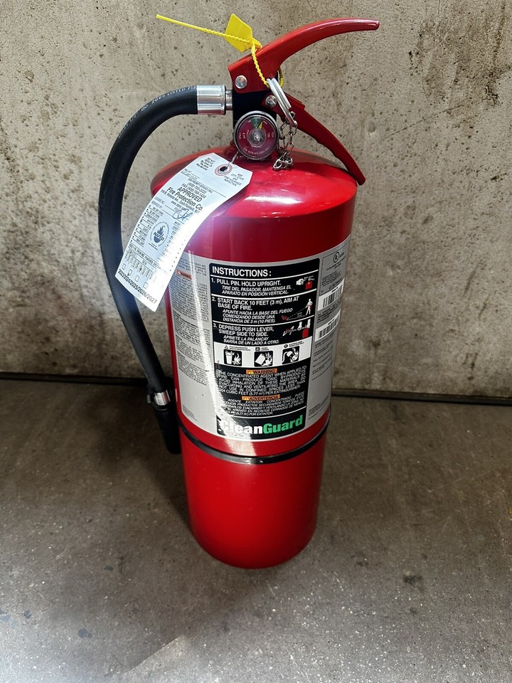 ansul fire extinguisher FE36 CLEANGUARD 13.5 Sensitive Electronics ...