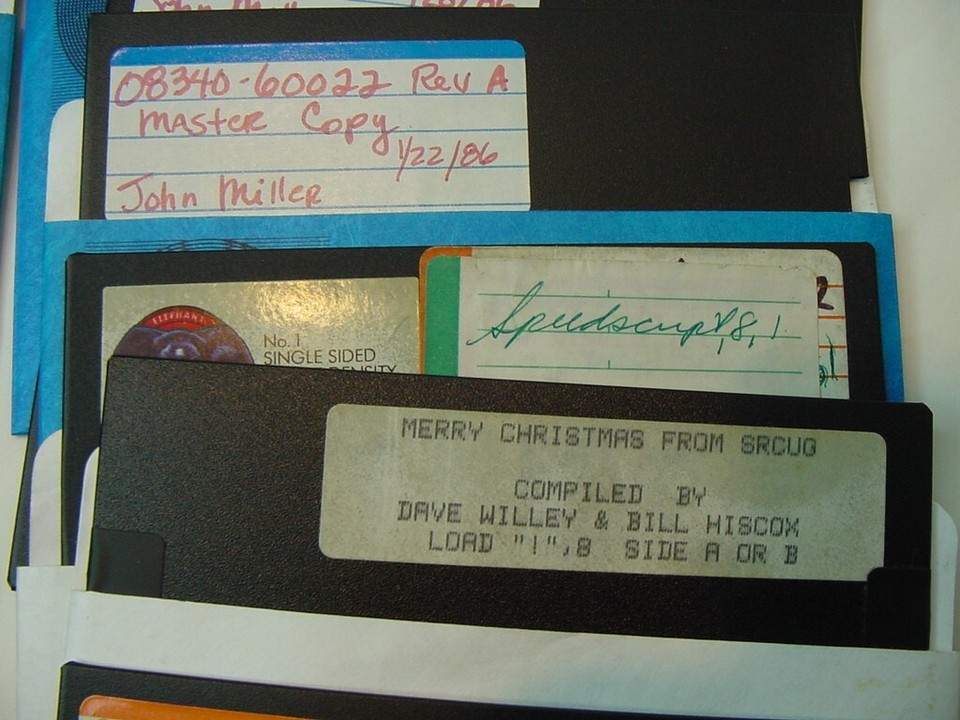 VTG COMMODORE 64 SOFTWARE - 15 FLOPPY DISCS | eBay