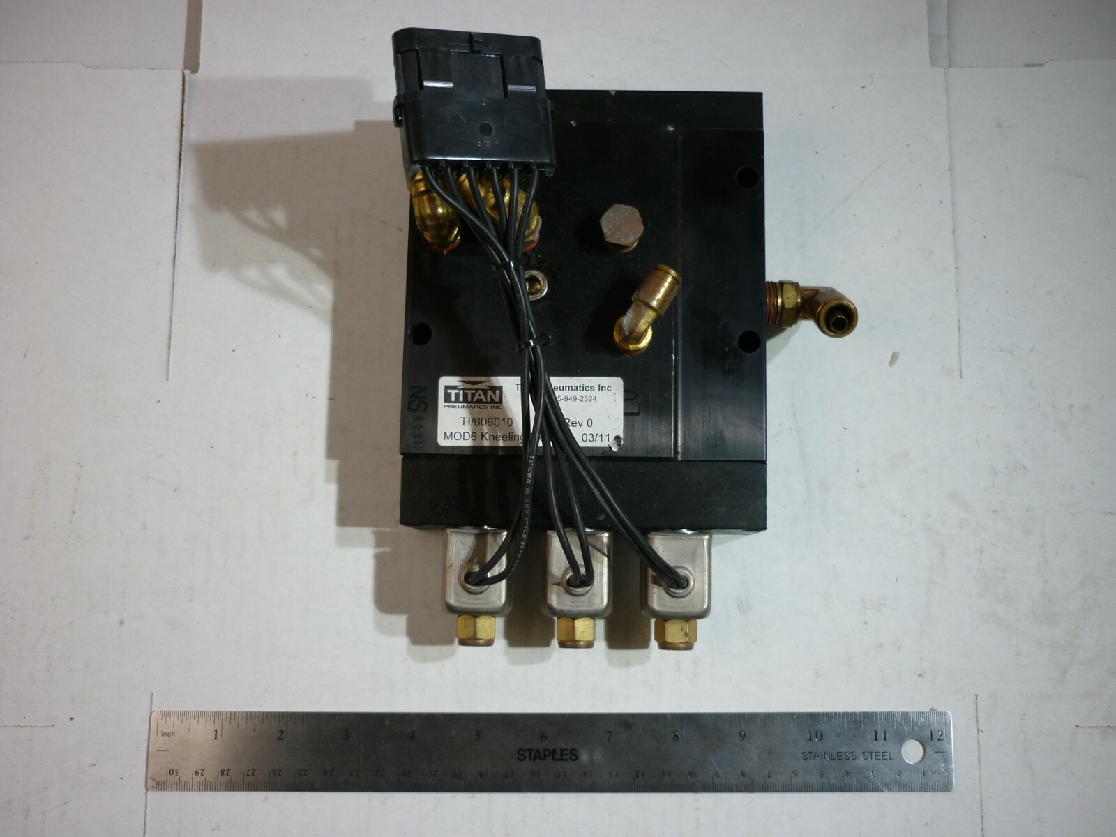 Titan Pneumatic MOD6 Kneeling Module, pn #TI/606010 | eBay