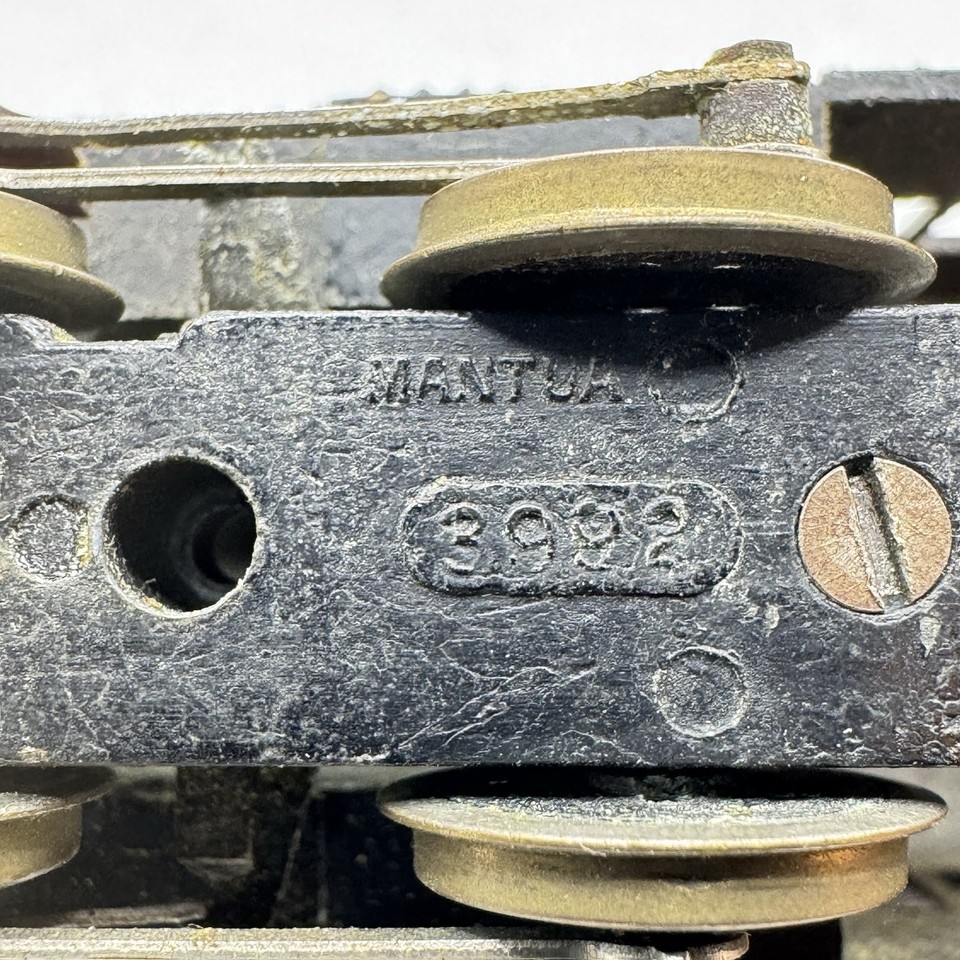 VINTAGE MANTUA #3992 HO Great Northern STEAM LOCOMOTIVE SHELL ONLY ...