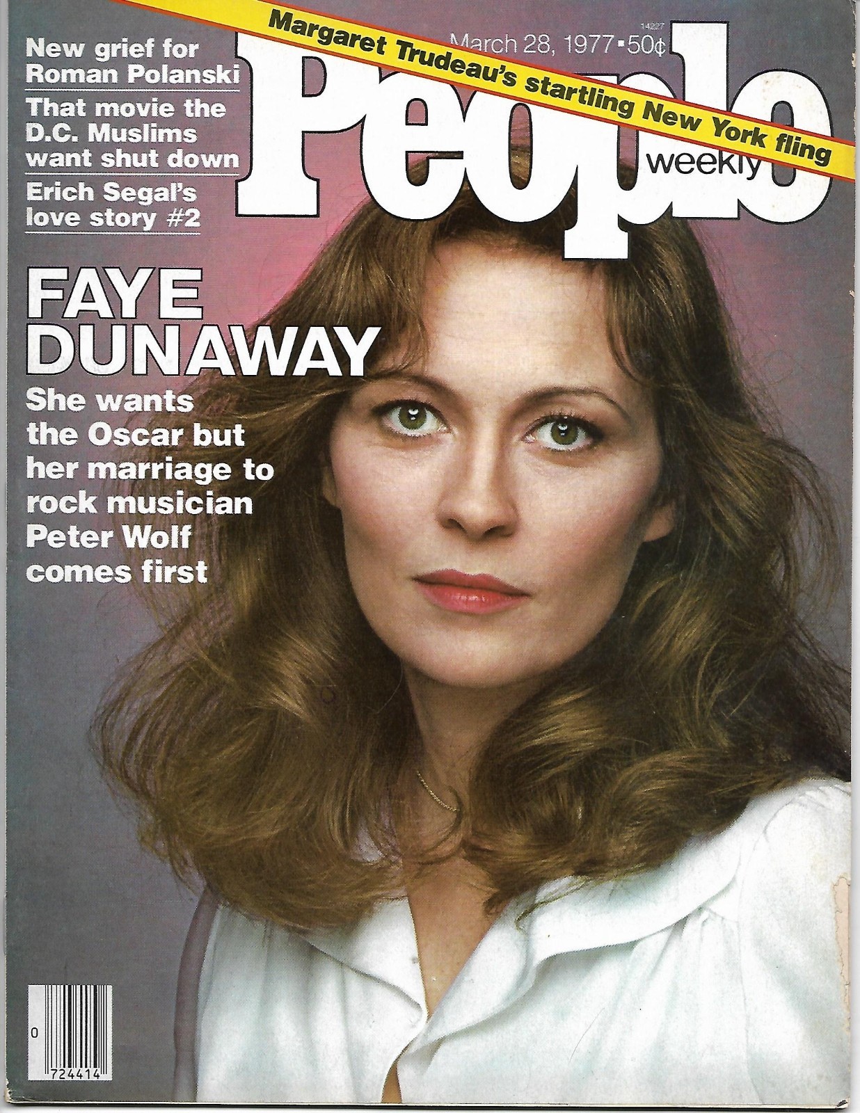 PEOPLE MAGAZINE FAYE DUNAWAY MARGARET TRUDEAU POLANSKI MARCH 1977 PETER ...