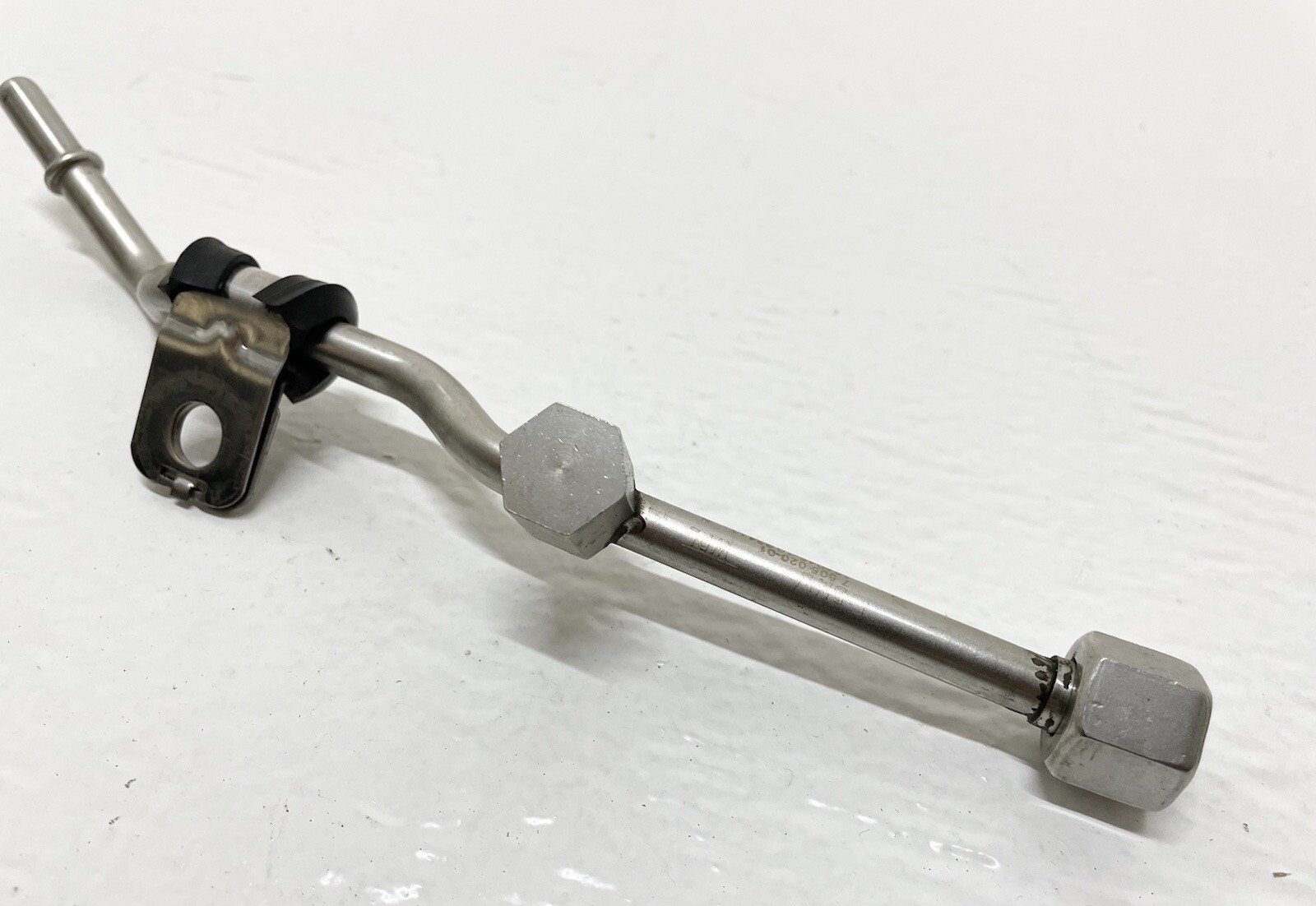 11-16 Genuine OEM BMW E90 335xi N55 Fuel Feed Line 13537605020 335i ...