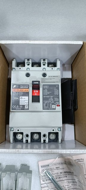 Fuji 100 Amp Auto Breaker 3 Pole BW125JAGU for sale online | eBay