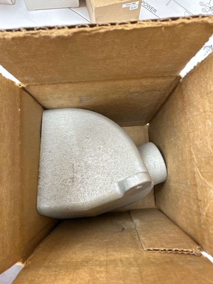 APPLETON AEE23 3/4" Aluminum Powertite Mounting Box 30 amp type AEE New ...