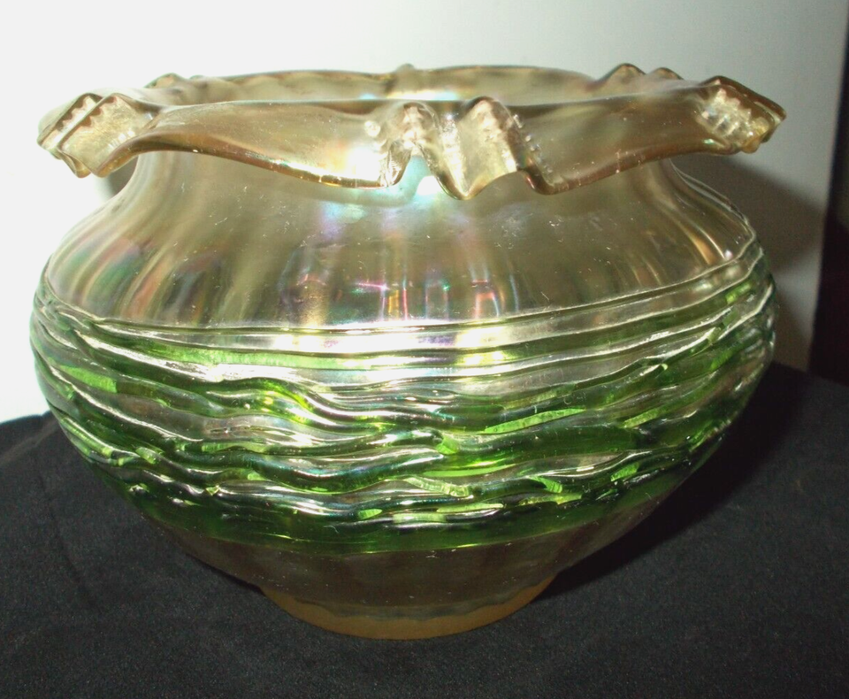 ANTIQUE LOETZ OLYMPIA ART GLASS BOWL/VASE W/RUFFLED RIM & HEAVY GREEN ...