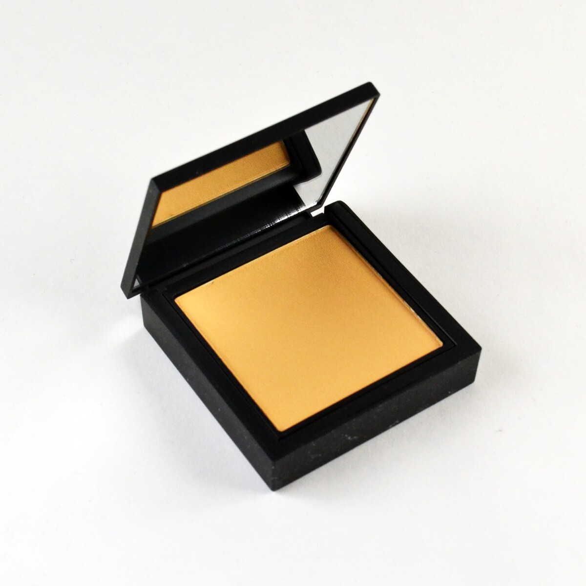 Nars All Day Luminous Powder Foundation SPF24 STROMBOLI Medium 3 - NO ...