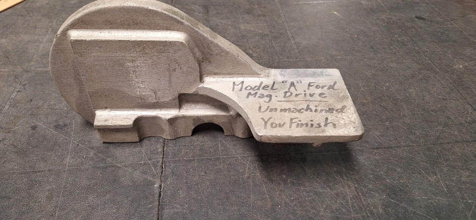 1928-1931 Ford MODEL A CYCLONE Engine Front Magneto Drive Timing Cover ...