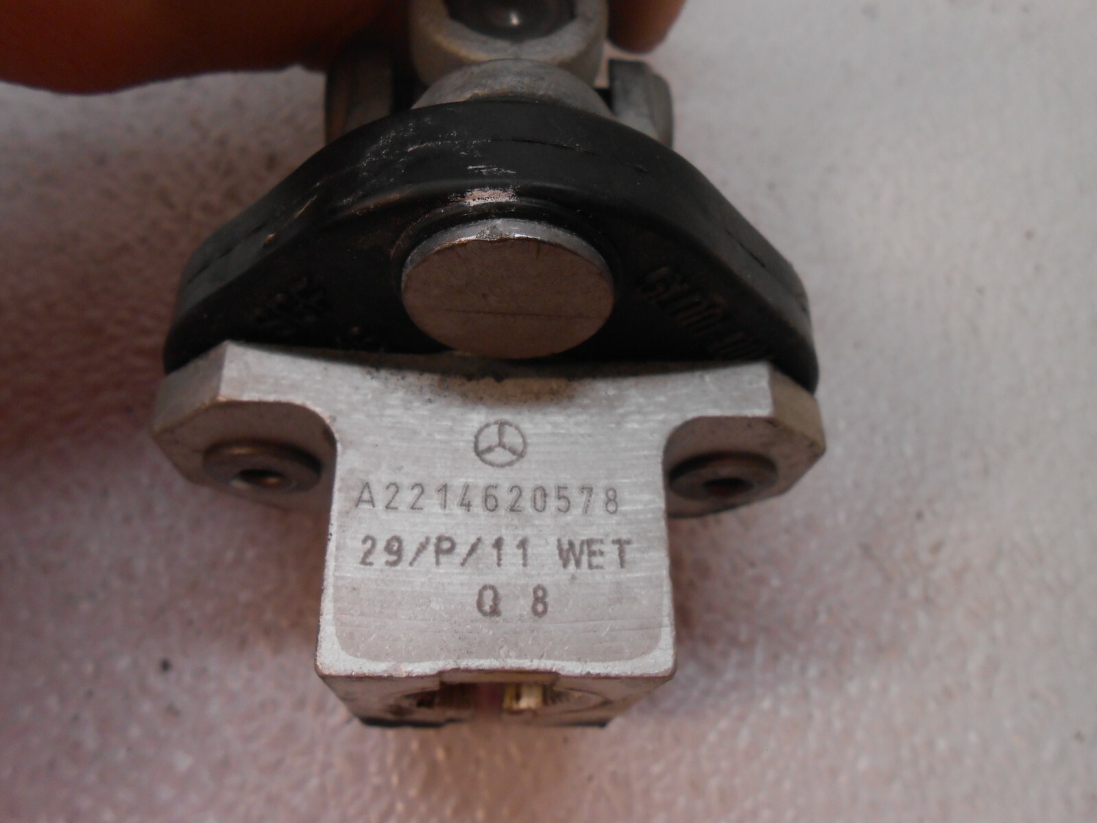 U-joint Steering Column Engager MERCEDES W221 2214620578 for sale ...