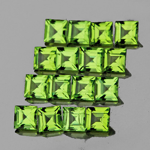 Green Peridot Square 2.50 mm 25 pieces, Flawless-VVS, Natural Loose ...