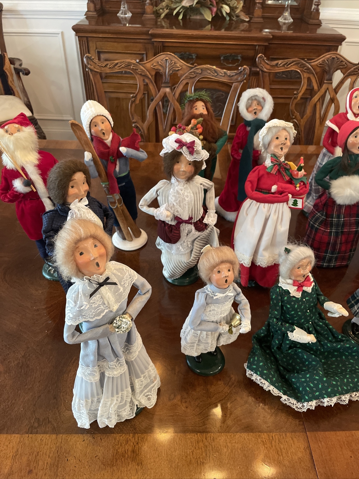 Byers choice ULTIMATE COLLECTION carolers 26 pieces 1980-2004 | eBay
