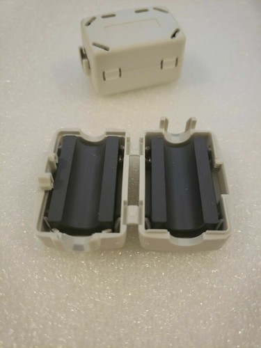 Lot of 4 WURTH ELEKTRONIK - 74271131 - Split Core Ferrite 7.5MM, 246OHM ...