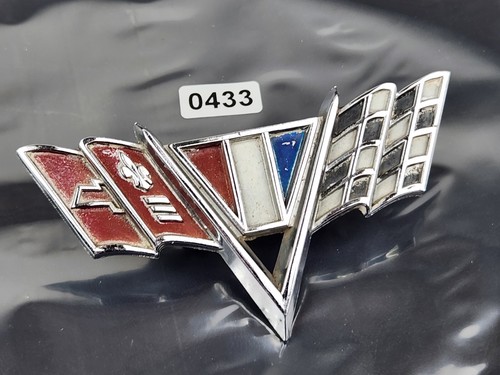 1964 - 1967 Chevrolet Cross Flag Emblem Corvette Impala OEM 3840318 ...