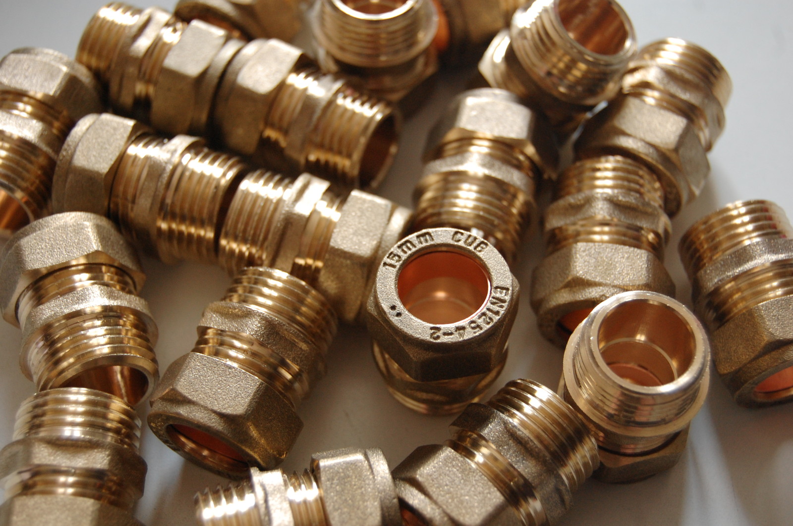 15MM COMPRESSION X 1/2 INCH BSP MALE IRON ADAPTOR/COUPLER/BRASS FITTING ...