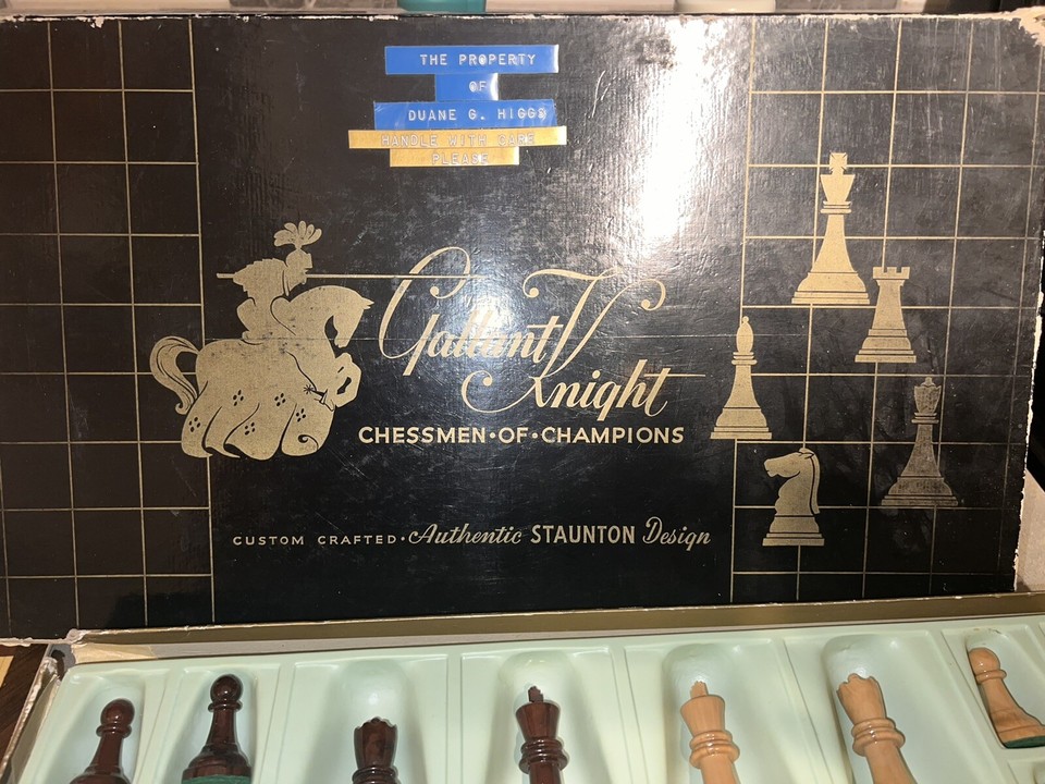 Vintage Gallant Knight Chess Set Chessmen of Champions Authentic ...