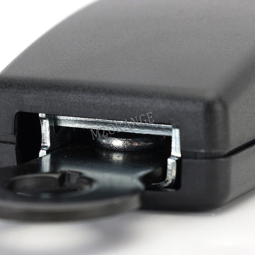 Right 2nd Row Seat Belt Buckle For Land Rover Discovery 3 & 4 L319 ...