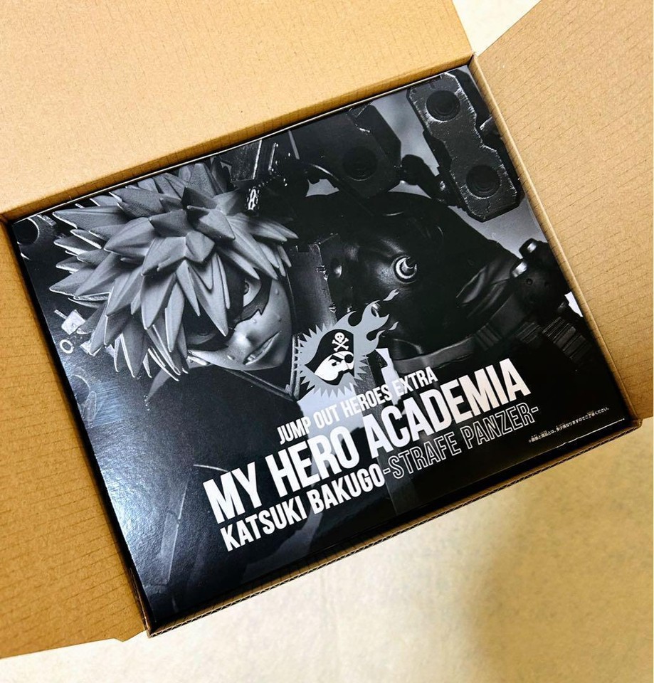 Jump GIGA Limited Katsuki Bakugo Figure My Hero Academia Strafe Panzer ...