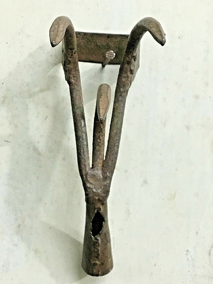 OLD VINTAGE RUSTIC UNIQUE HANDMADE IRON GARDEN TOOL.COLLECTIBLE | eBay
