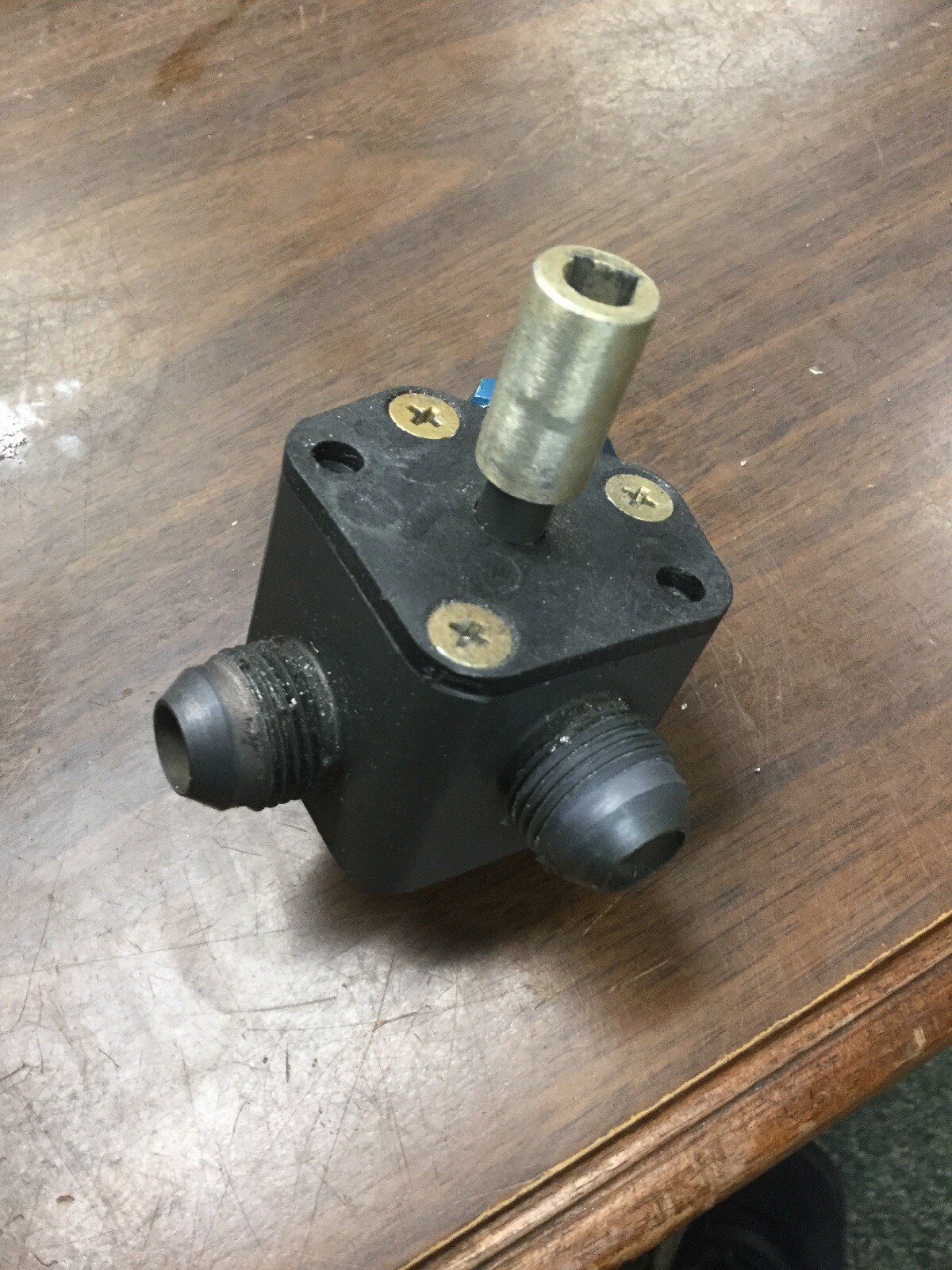 Cessna 172 Fuel Selector Valve P/N 9851096-2 | eBay