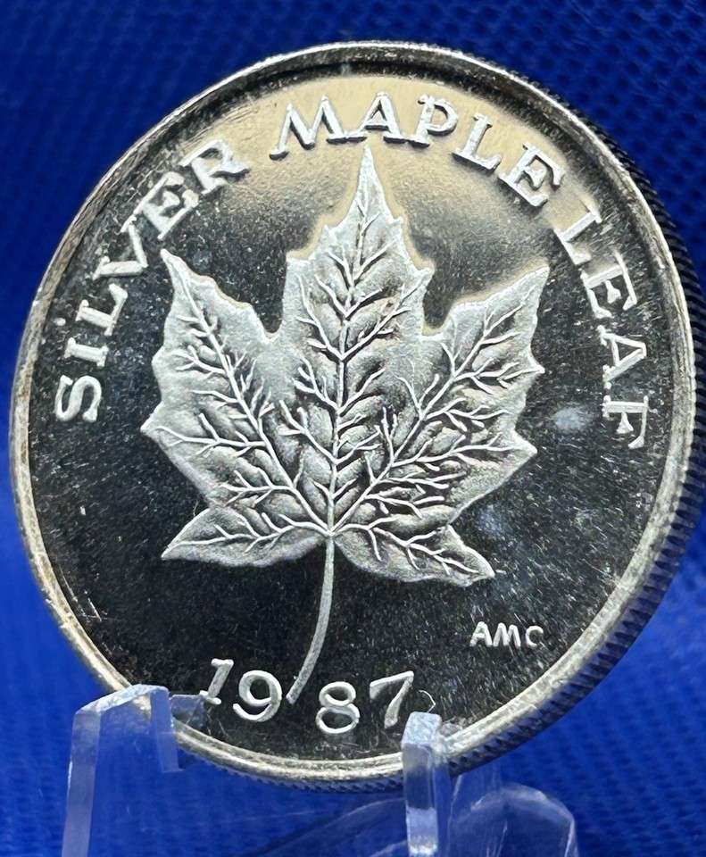 1987 AMC Silver Maple Leaf 1 oz .999 Fine Silver Round W/Queen ...