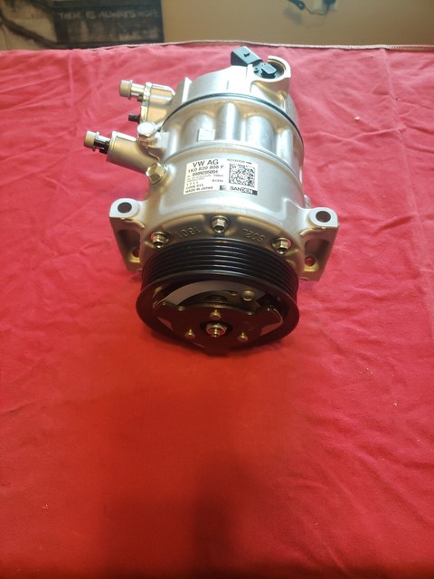 Volkswagen of America 1K0820808F A/C Clutch and Compressor - A/C ...