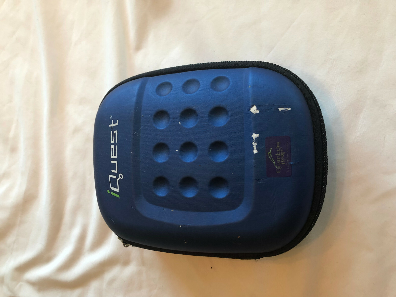 Quantum Leap iQuest Handheld Learning System w/ Cover 2 Math & Science ...