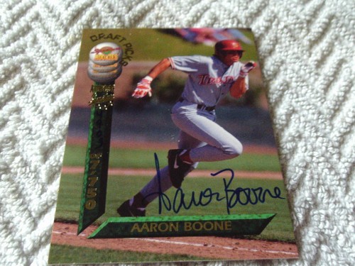 1994#62 SIGNATURE ROOKIES HAND SIGNED AARON BOONE NM / MINT OR BETTER ...