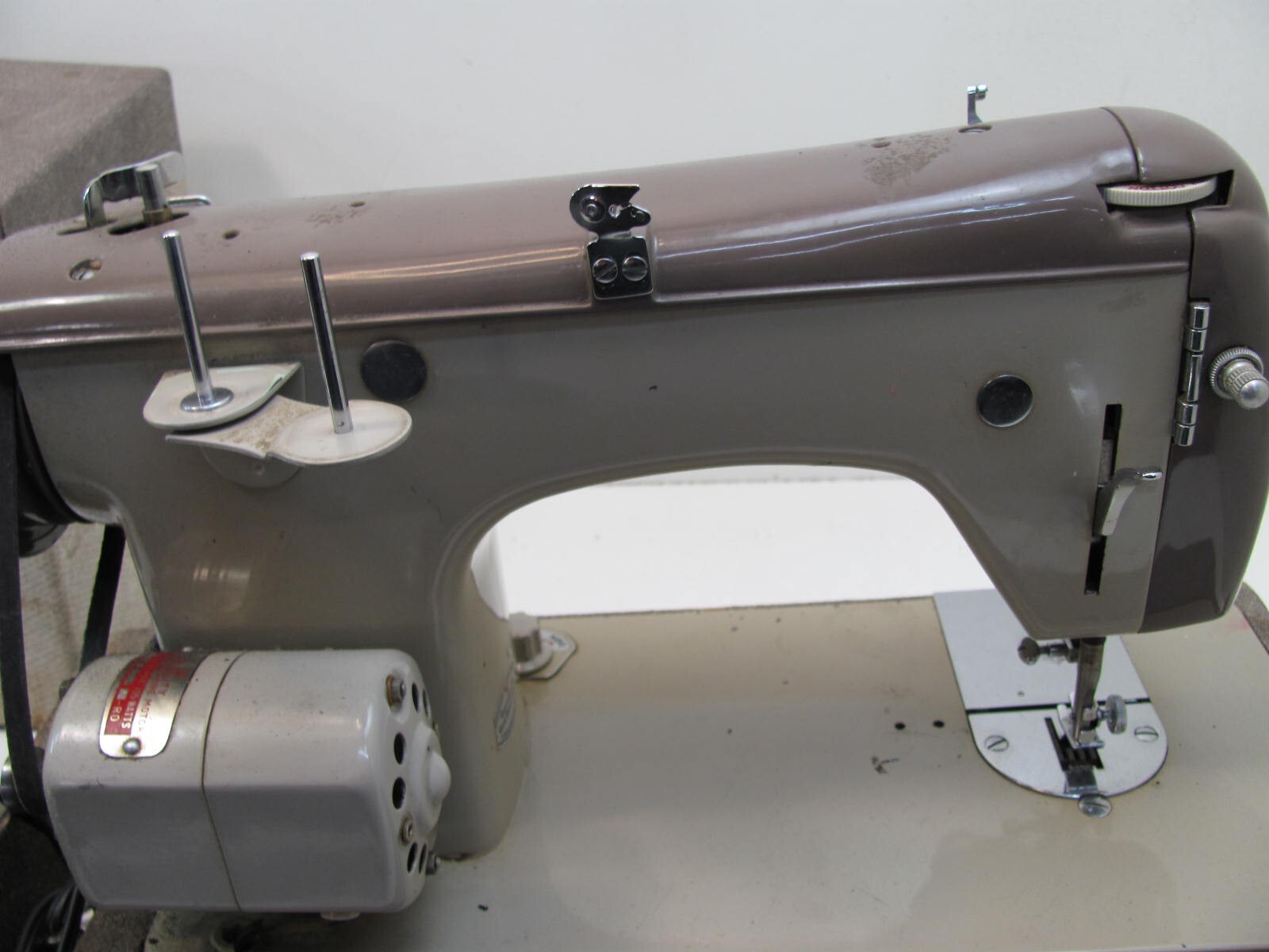 VINTAGE BROTHER PRESTIGE SEWING MACHINE W/ CARRY CASE MODEL 191 | eBay