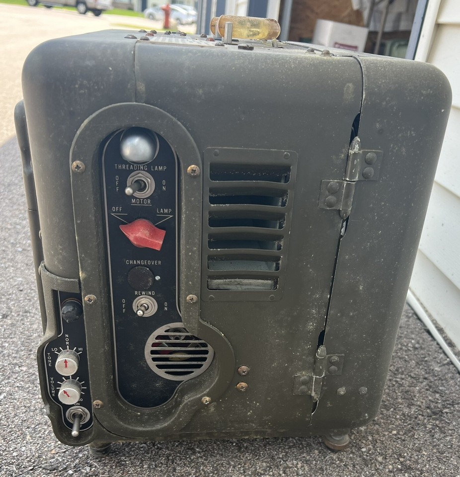 1950s US Army Signal Corps AQ-2A Projector W/ Case | eBay
