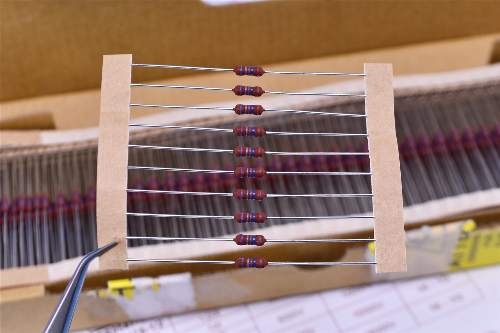 10 Precision Resistive Products 3500V 1/2W 787 MOhm High Voltage ...