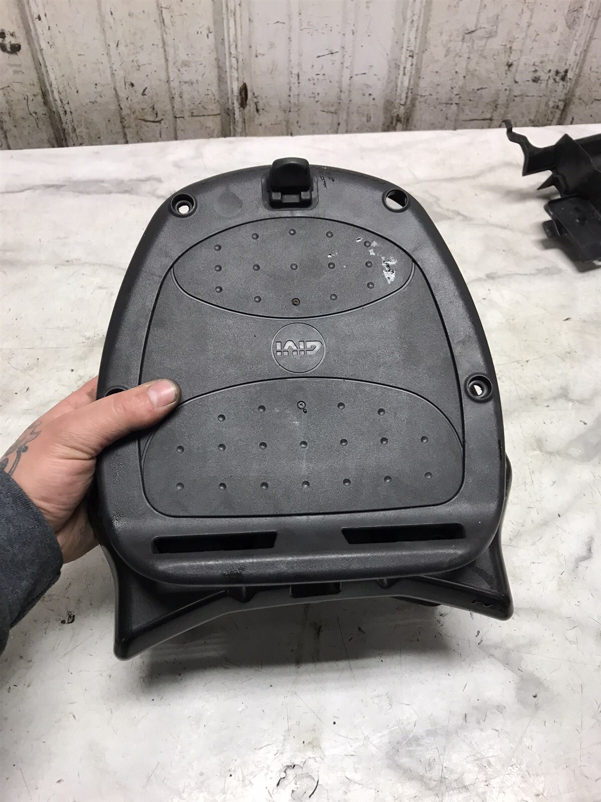 13 Yamaha XT 1200 Z Super Tenere rear back luggage rack with Givi trunk ...