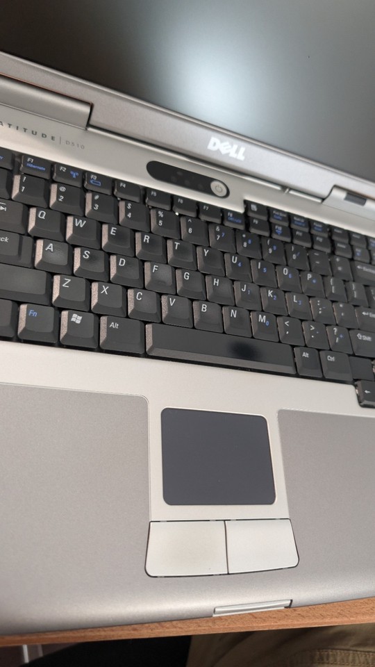 Dell Latitude D510 Vintage Laptop Windows XP Pentium M 512MB RAM 40GB ...