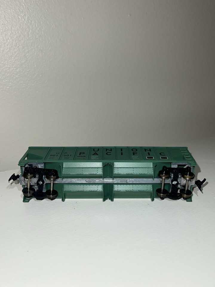 HO Scale Roundhouse 1561 Union Pacific Rib Sided Ballast Car 901501 | eBay