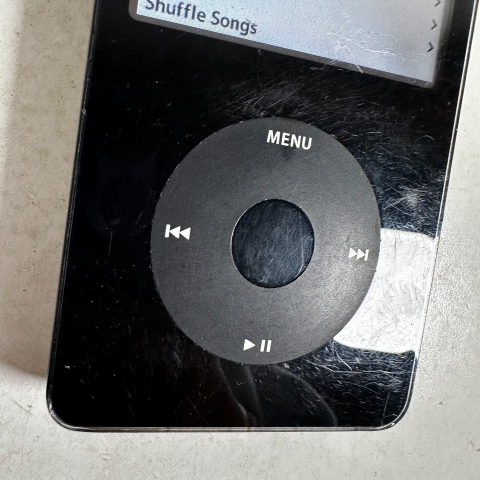 Apple iPod Classic 5th Generation A1136 Black 60GB Portable MP3 Media ...