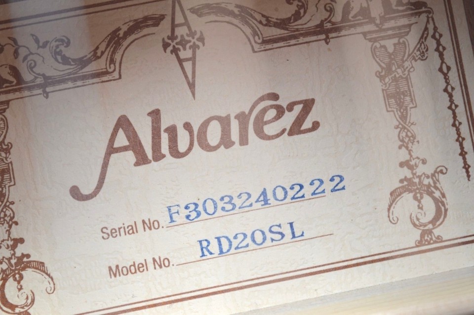 FANTASTIC ALVAREZ RD20SL SIX STRING ACOUSTIC GUITAR WITH BAG | eBay