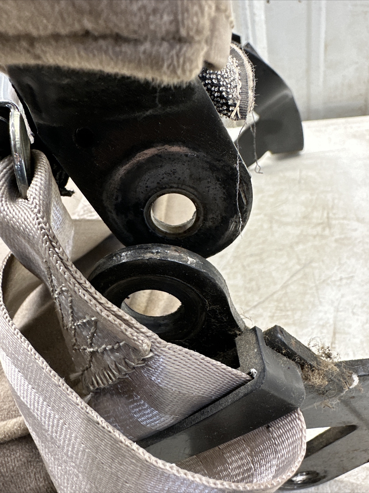 1984-1992 Ford Ranger Extended Cab RH LH Rear Fold Up Jump Seats ...