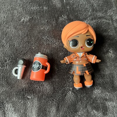 LOL SURPRISE DANCE TEMPO QT DOLL NEON LIGHT REVEAL Chanel QUEEN ...