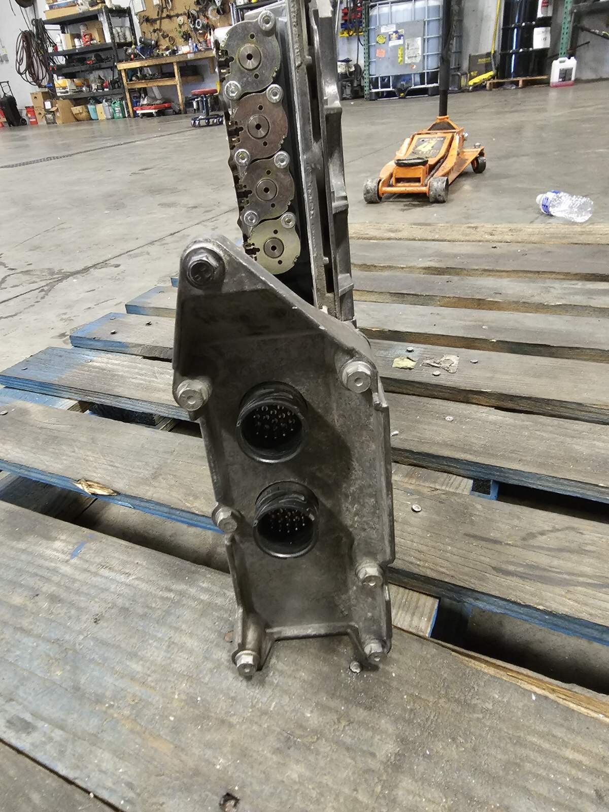 VOLVO I-SHIFT TRANSMISSION TECU,ECU.COMPUTER. ATO2612D TRANSMISSION ...