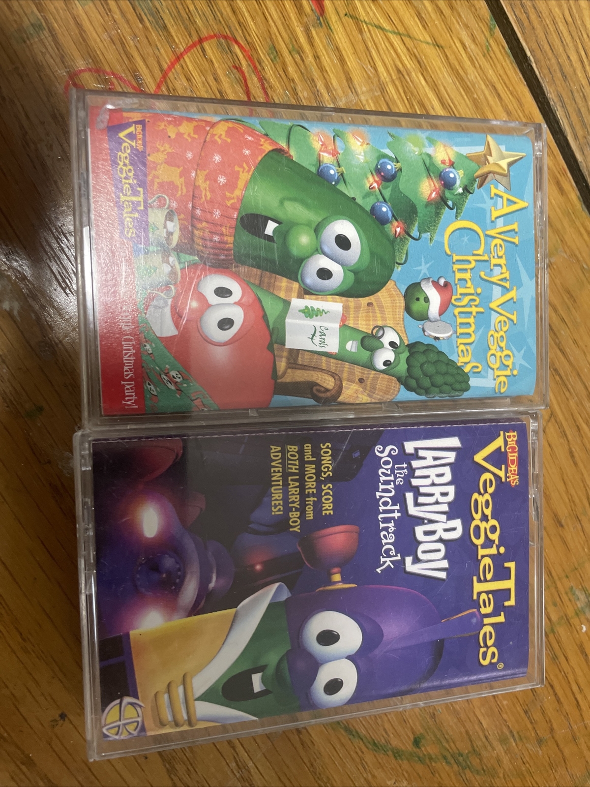Lot Of Two VeggieTales Cassette Tapes Veggie Christmas LarryBoy The ...