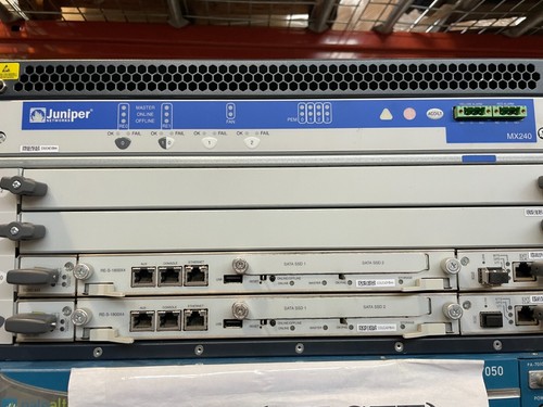 Juniper MX240 CHAS-BP3-S-A= 1x RE-S-1800X4-32G, 2x PWR-MX480-2520 | eBay